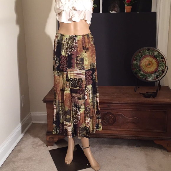 JM Collection | Skirts | Lined Knit And Flowy | Poshmark